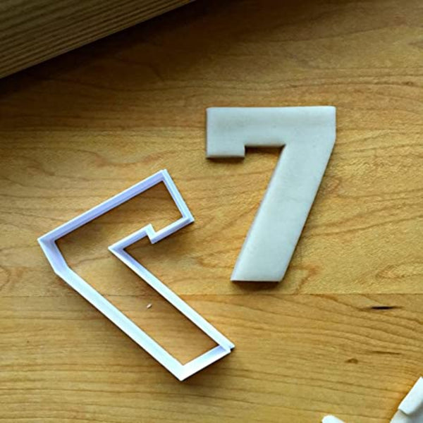 Varsity Number 7 Cookie Cutter/Dishwasher Safe | Sweet Prints Inc.